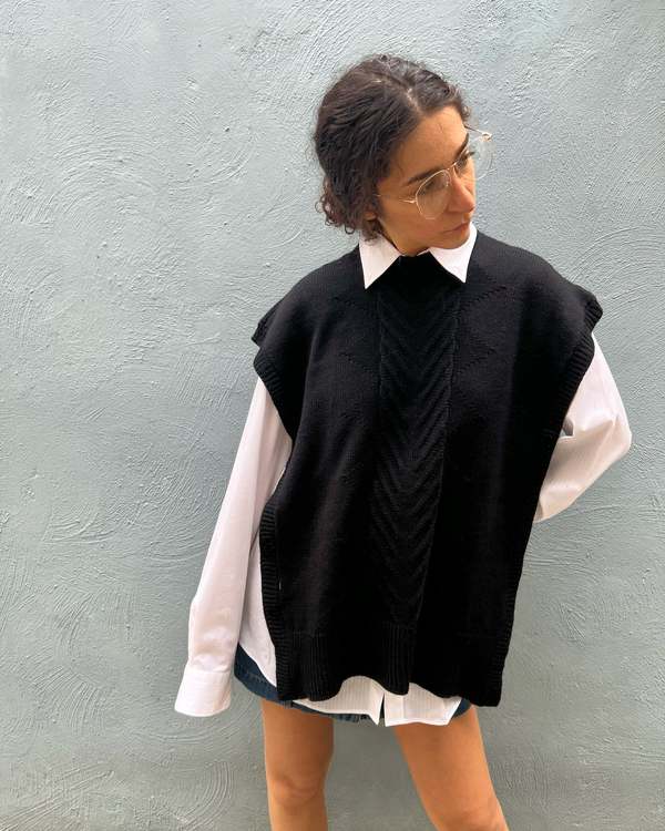 Givéh R Open-Side Vest - Black | Garmentory