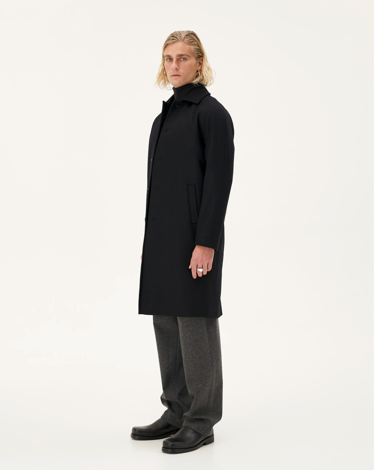 Noyoco Mac Mayfair Recycled Wool Coat - Midnight Blue | Garmentory