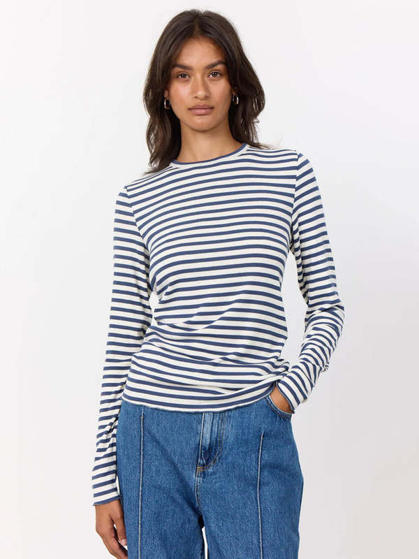 Levete Room Ika Stripe T-Shirt - Navy/Off White | Garmentory
