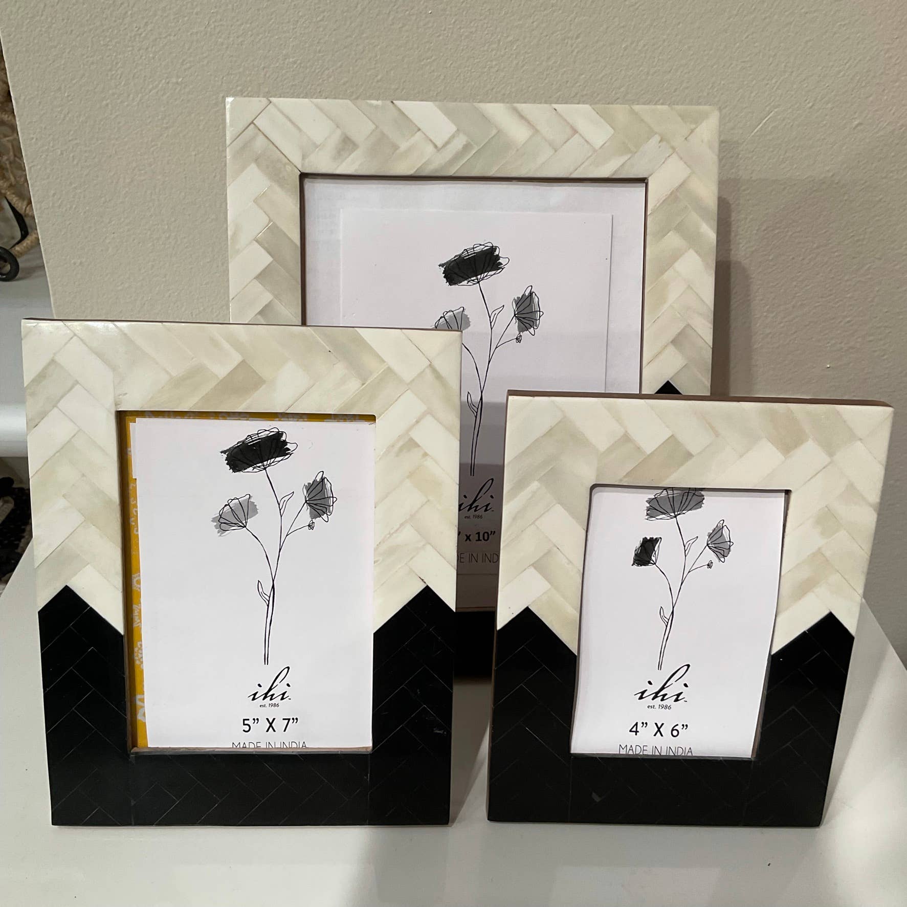 India Handicrafts Inc LG Chevron Bone Photo Frame | Garmentory