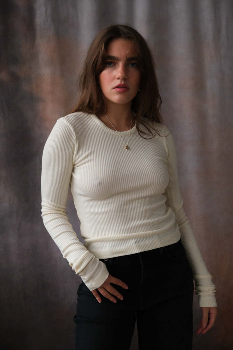 AGOLDE Alma Shrunken Crew Neck - Oat Milk | Garmentory