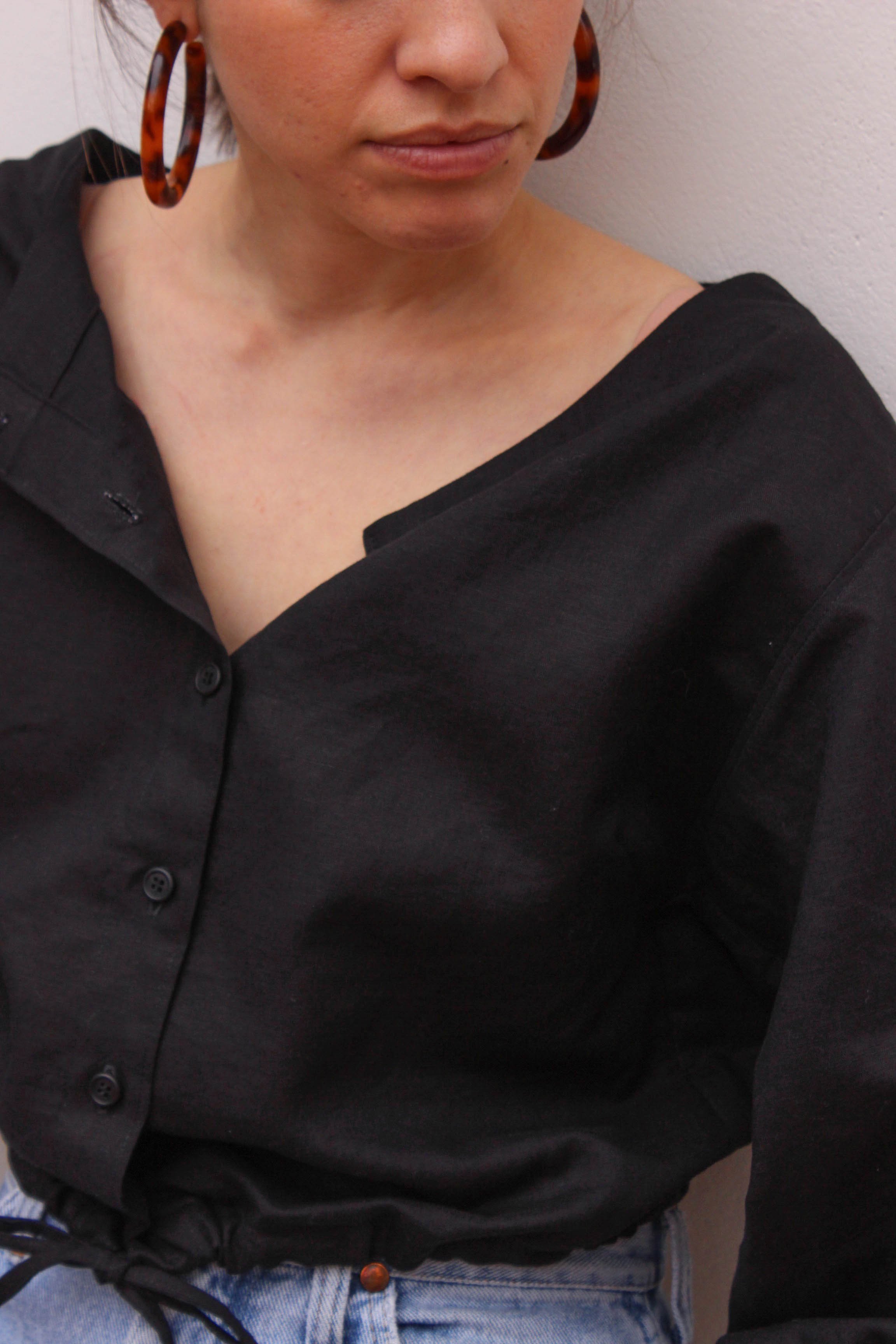 Avenue Full Sleeve Drawstring Blouse - Black | Garmentory