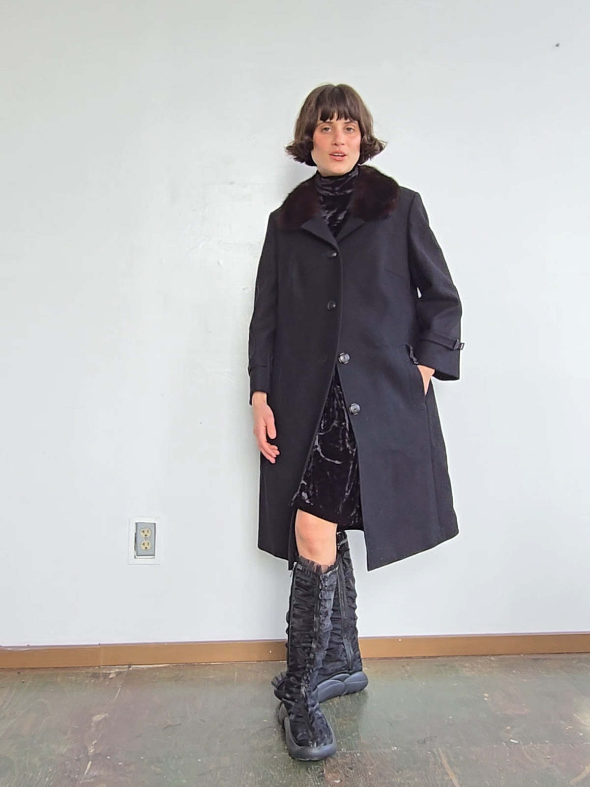 Vintage 1960s Fur Collar Car Coat - Black | Garmentory