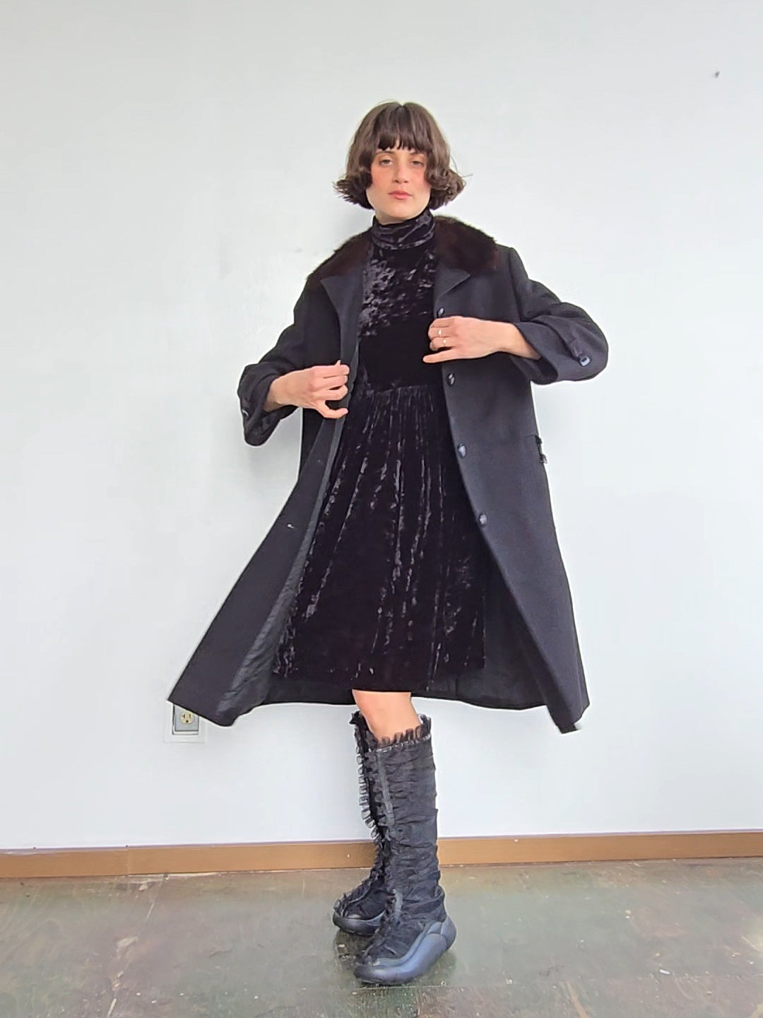 Vintage 1960s Fur Collar Car Coat - Black | Garmentory