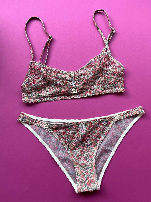 Yasmine Eslami Nina Bralette - Meadow | Garmentory