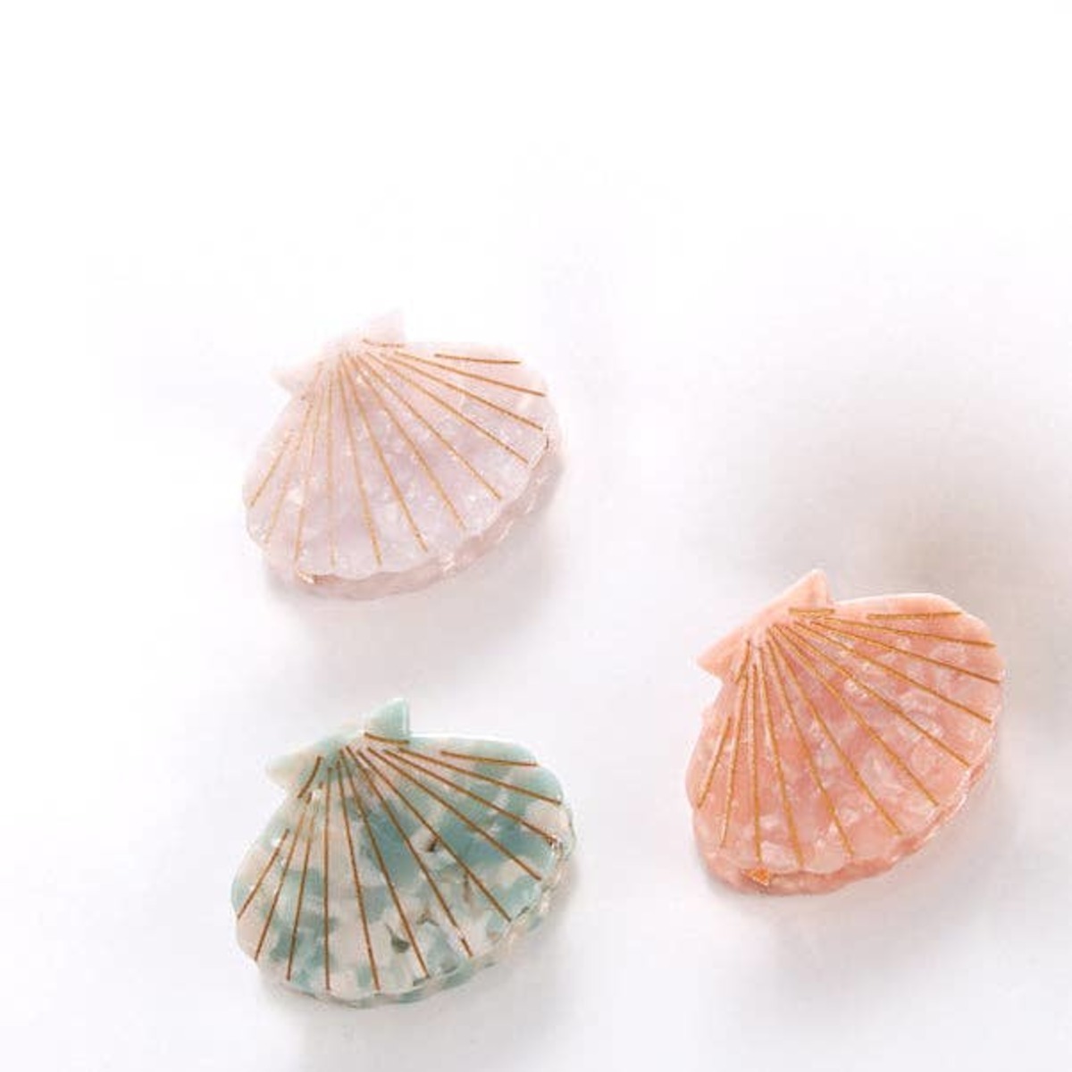 Solar Eclipse Mermaid Shell Hand-Painted Hair Claw Clip - Pearl | Garmentory