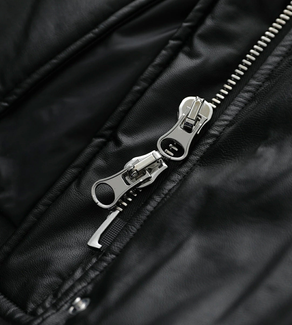 MM6 Maison Margiela Signature Cropped Puffer - Black | Garmentory