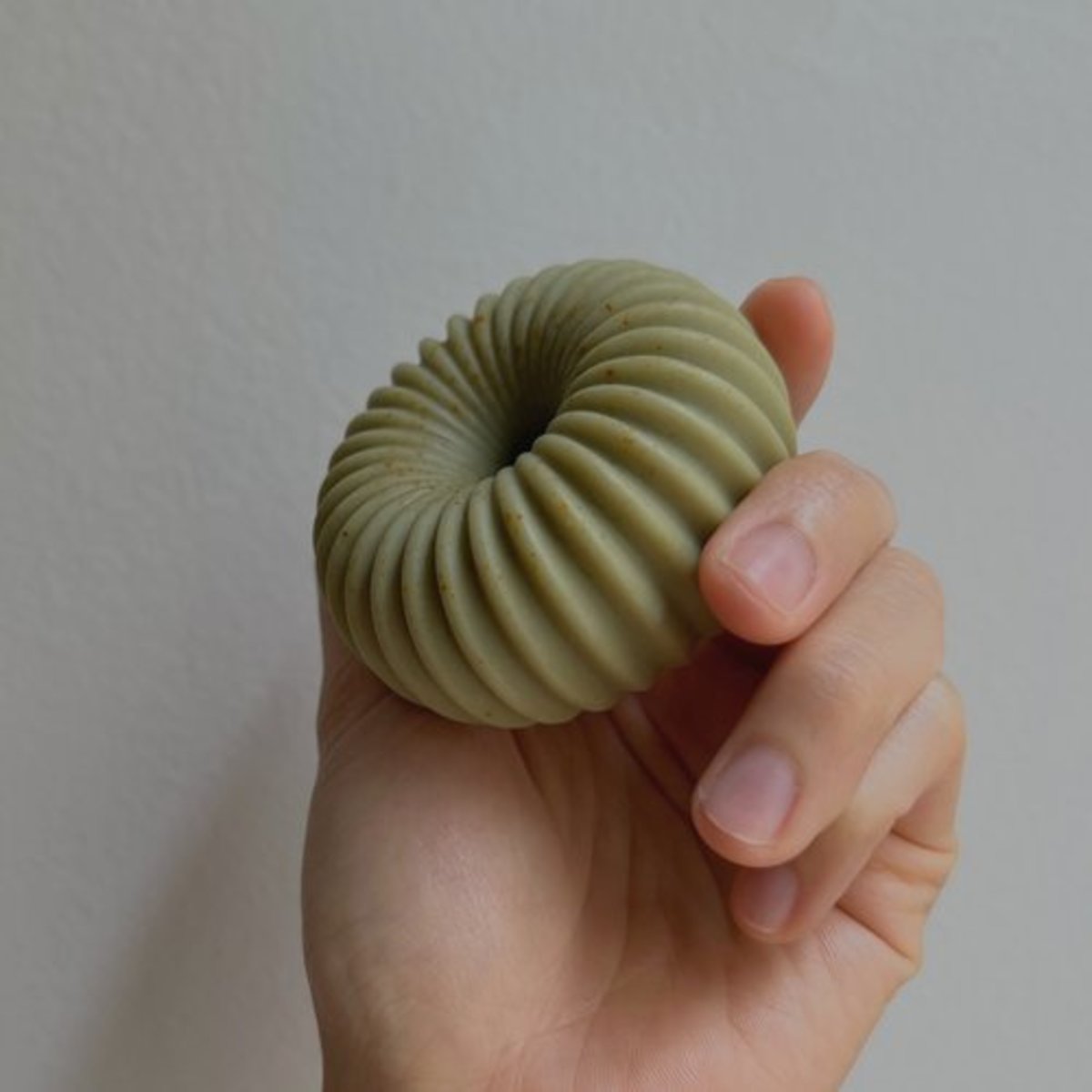 Béo Bo llala May Chang + Coriander Donut Soap Bar | Garmentory