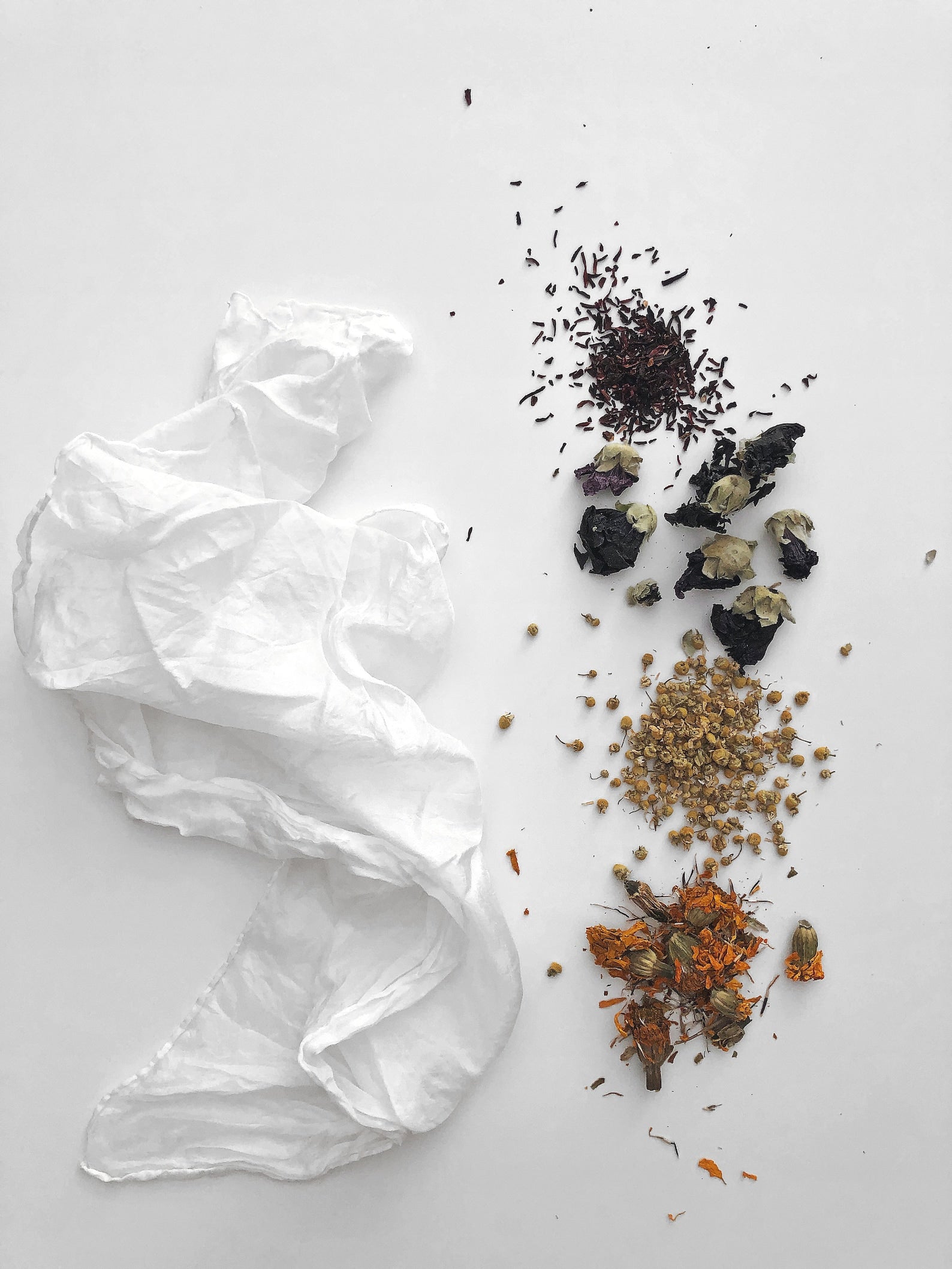 Kaliko Bundle Dyeing Kit - Silk & Flowers DIY | Garmentory