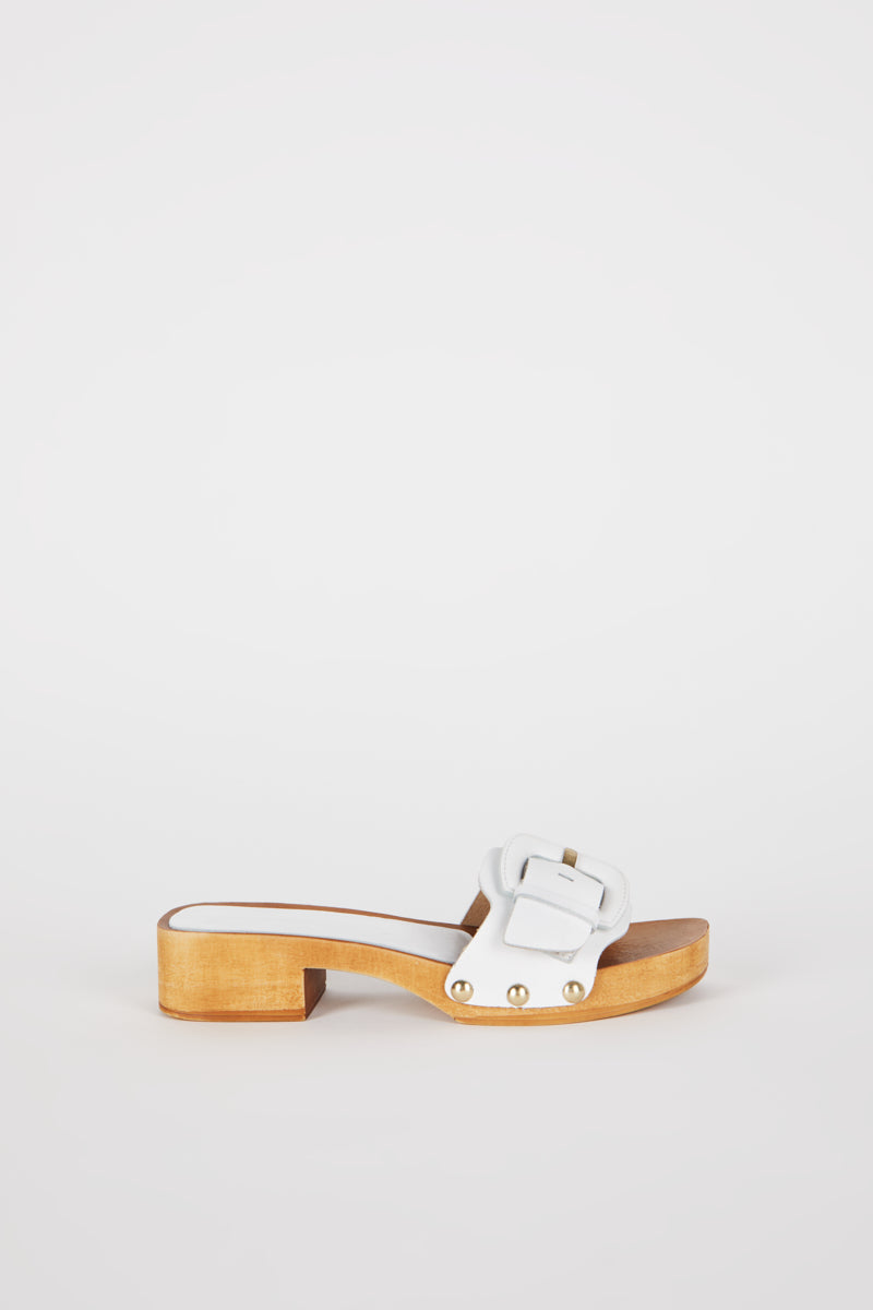 "INTENTIONALLY __________." Mar Clog | Garmentory