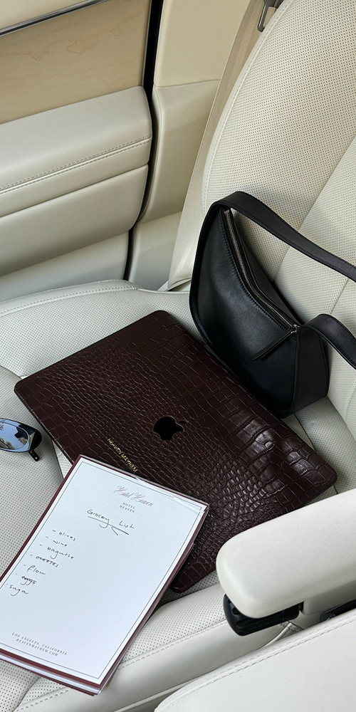 Heaven Mayhem Rosi Laptop Case - Brown | Garmentory
