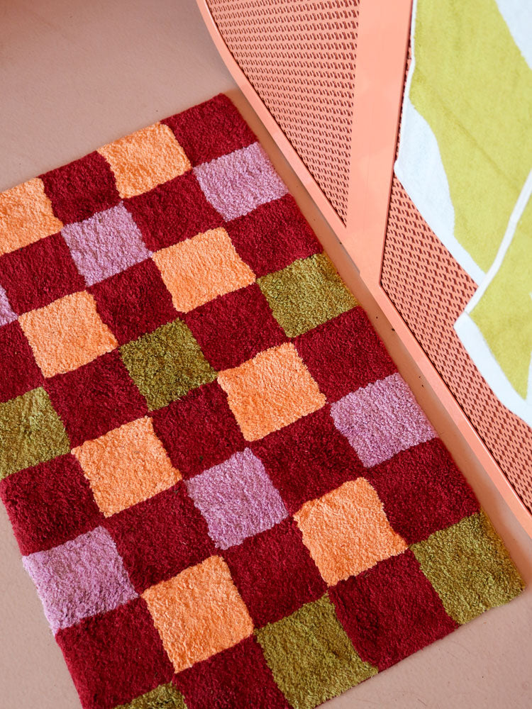 Mosey Me Winter Checkers Bath Mat | Garmentory
