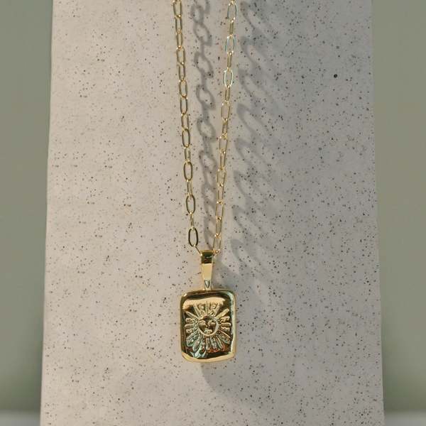 Dea Dia Sun Tarot Card Pendant Necklace | Garmentory