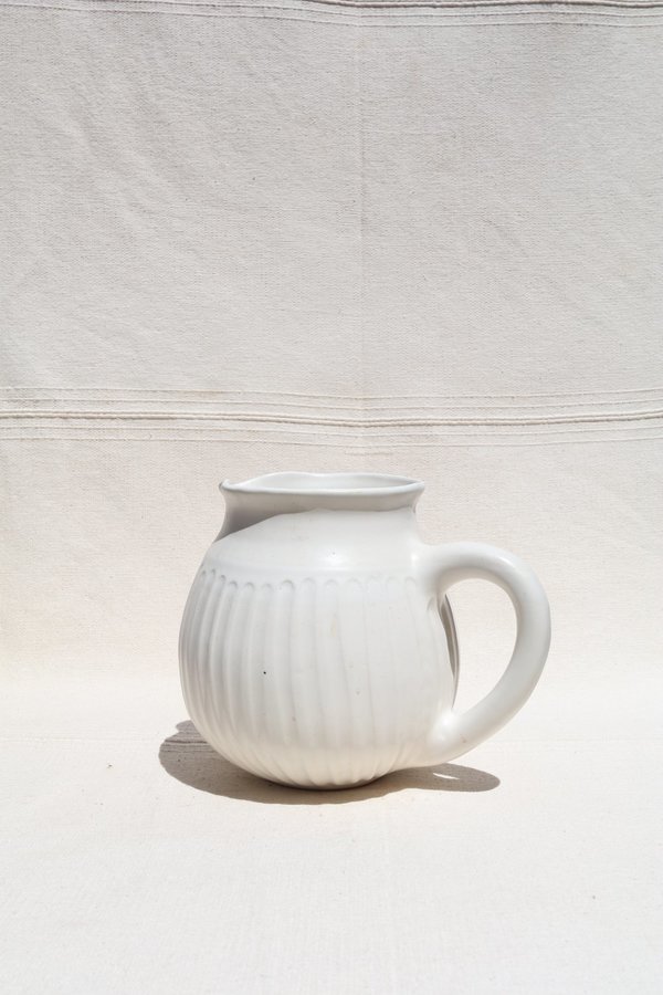 Vintage Large Pitcher - WHITE | Garmentory