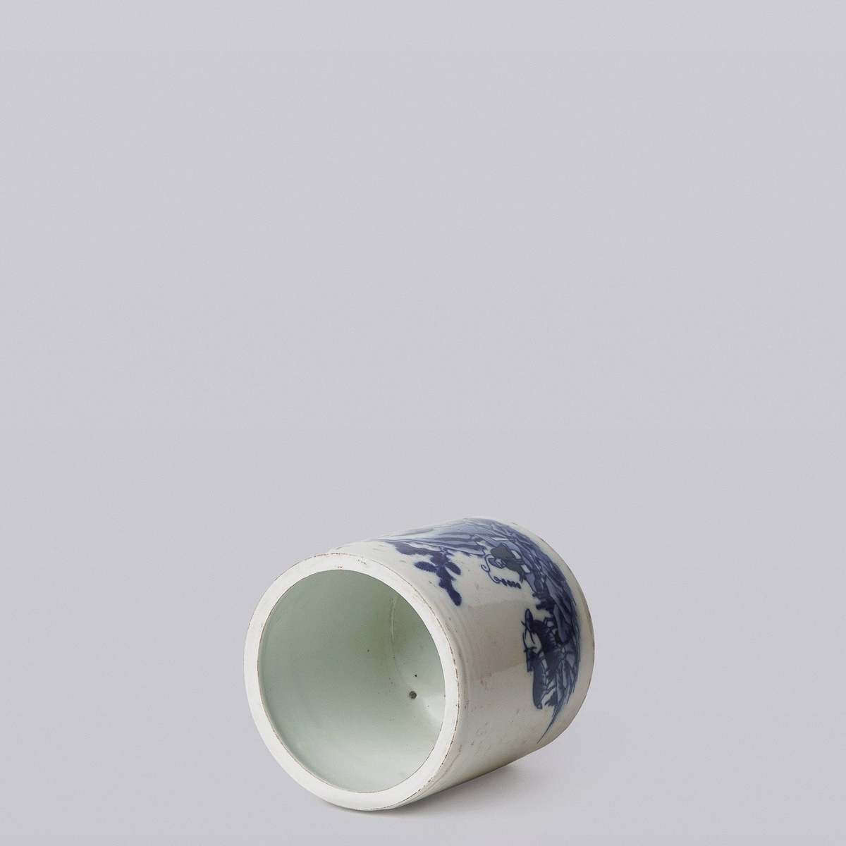 Cobalt Guild Tiny Blue and White Porcelain Shepherd Cachepot | Garmentory