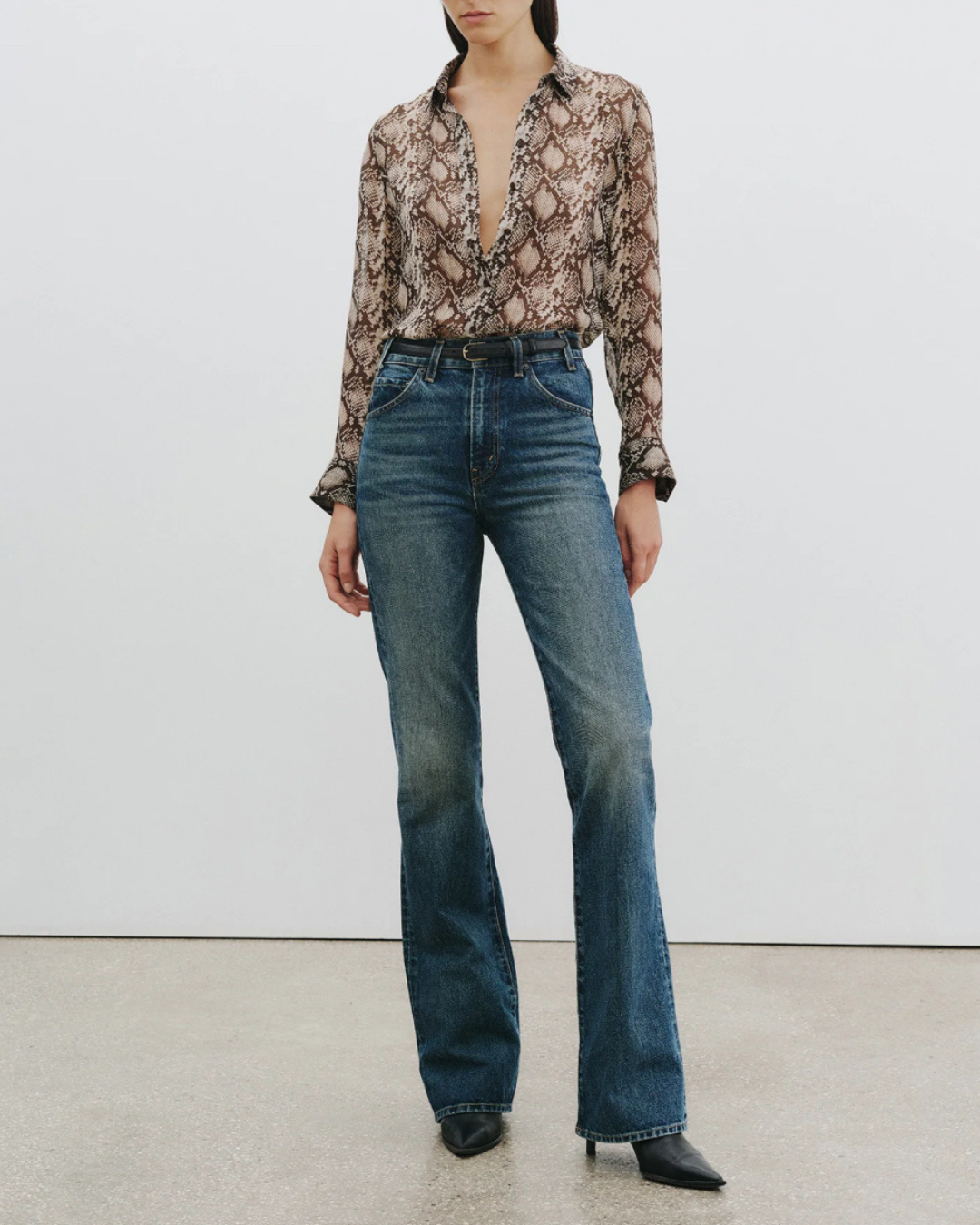 Nili Lotan Gaia Slim Shirt - Stone/Brown Snake Print | Garmentory