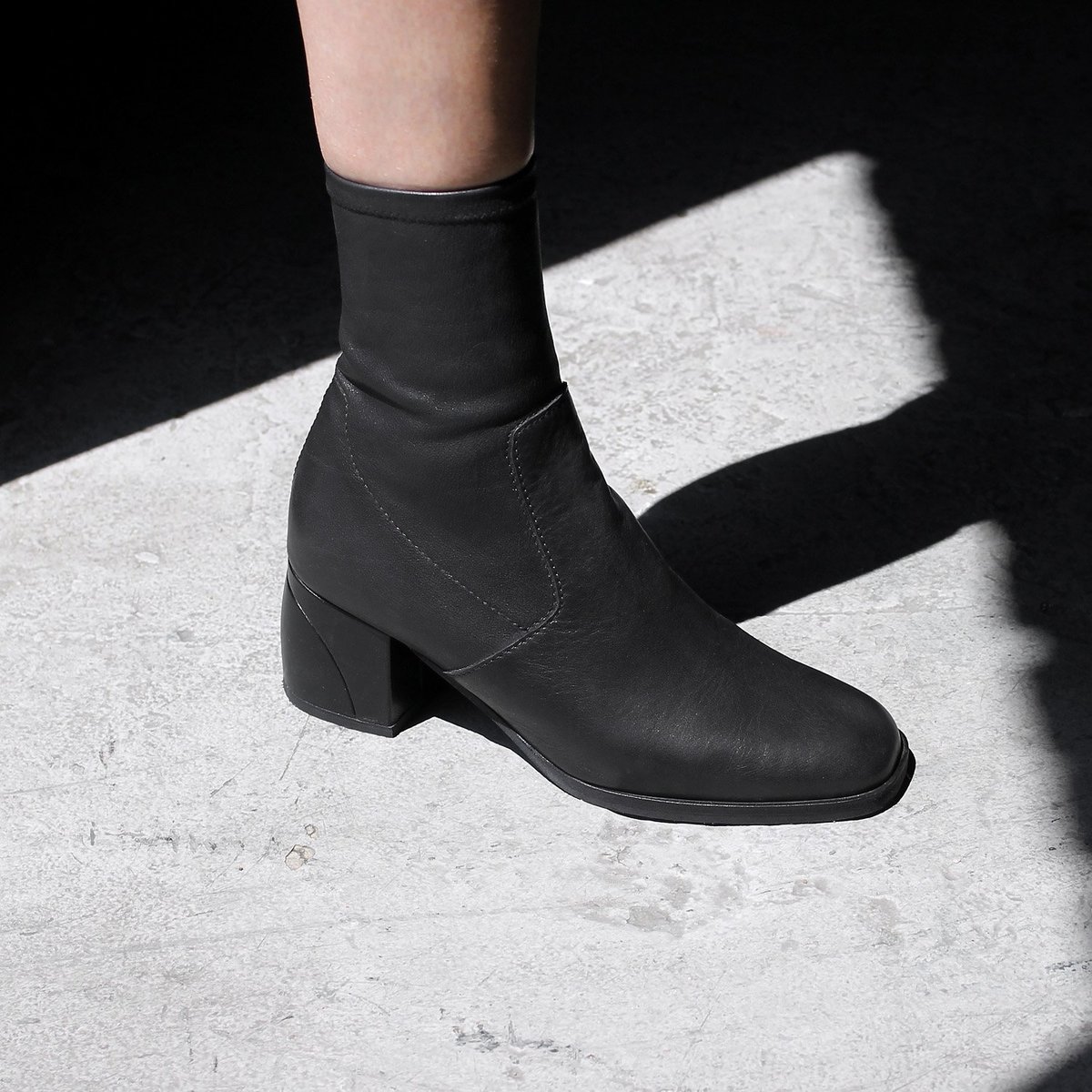 LD Tuttle The Box Boots - Black | Garmentory