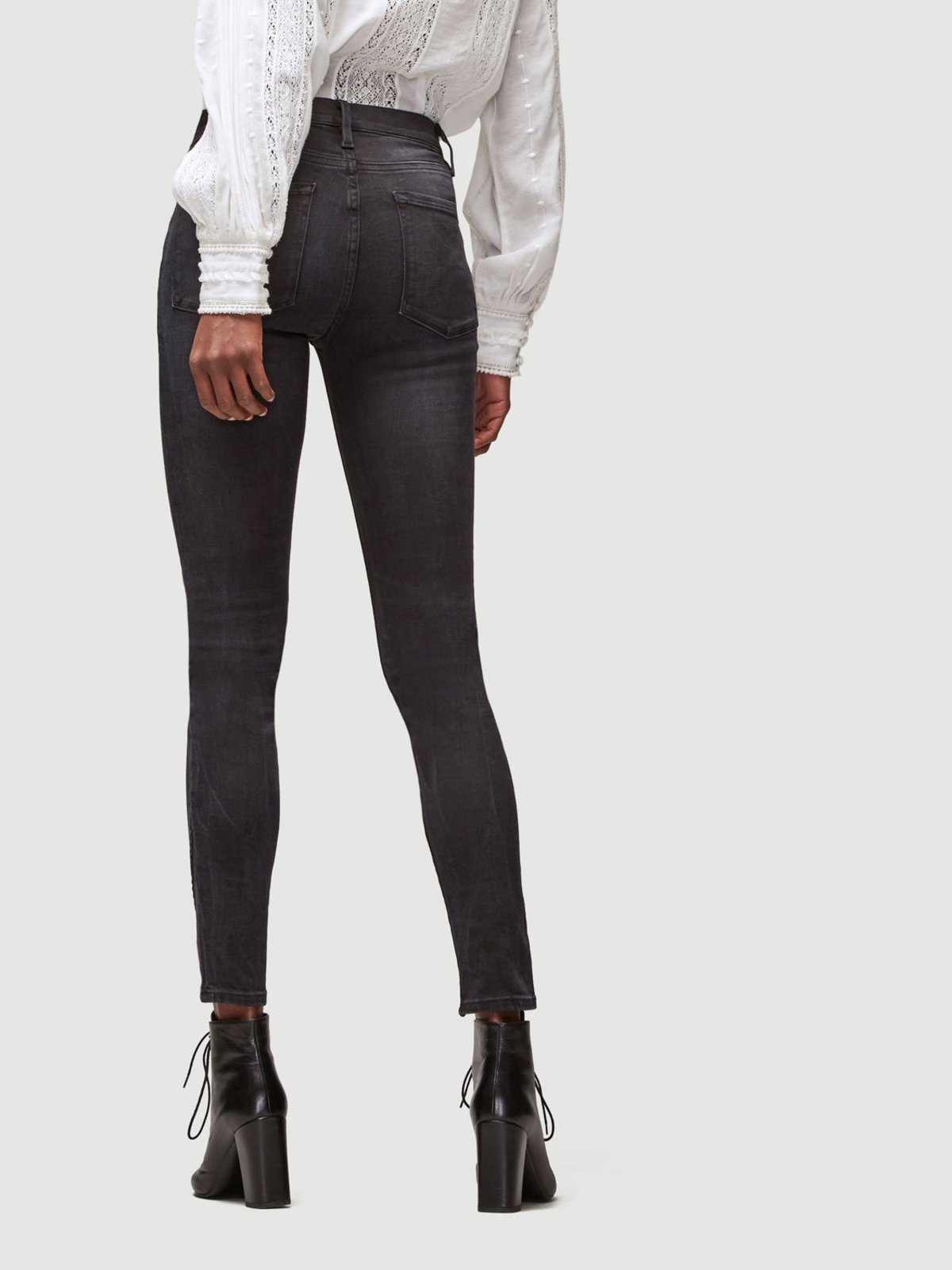 FRAME Denim Le Skinny Triangle Denim Jeans - Wheatley | Garmentory