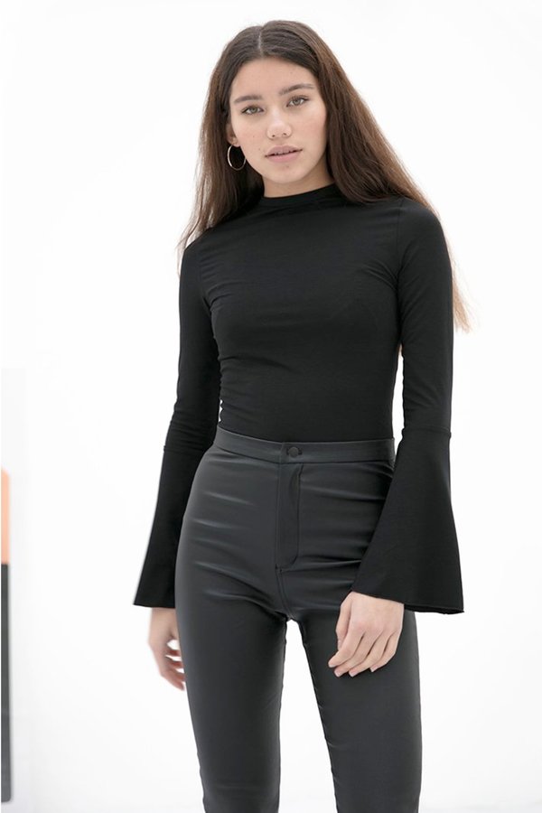 Noumenon Bea Top - Black | Garmentory