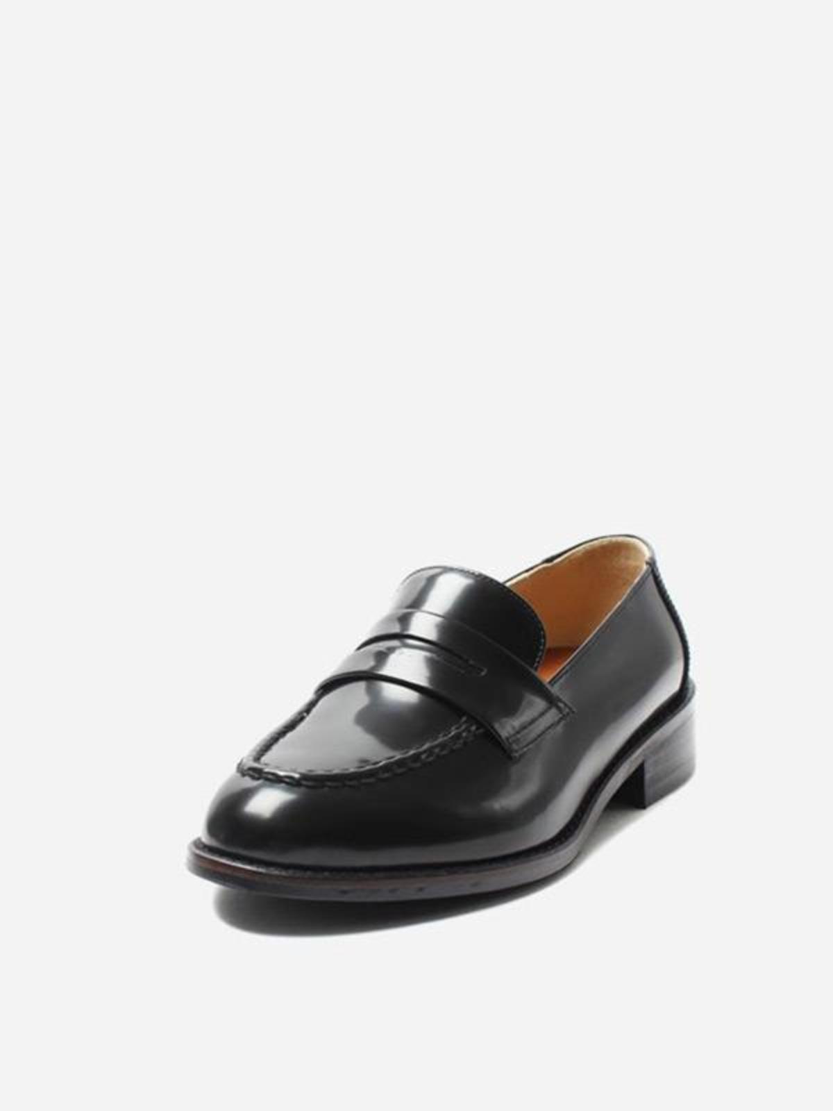 ROMANTIC MOVE Smart Loafer - Black | Garmentory