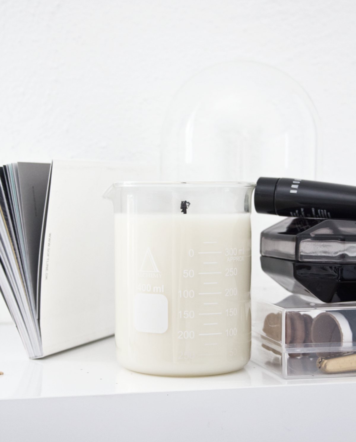 Alchemy Produx 330 Beaker Candle | Garmentory