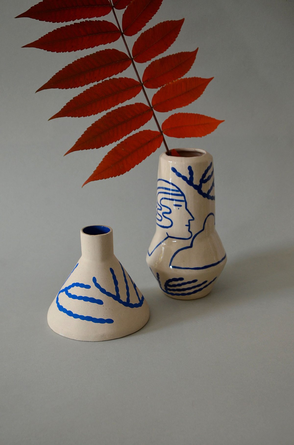 Sophie Alda cone VASE - CORAL/BLUE | Garmentory