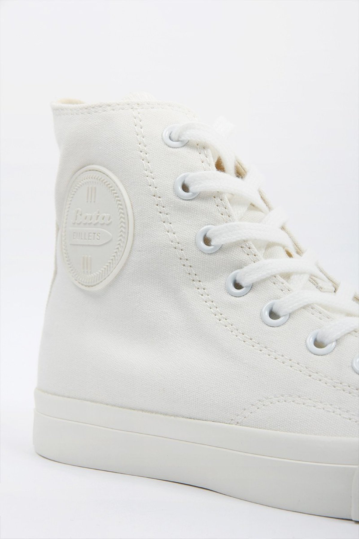 BATA BULLETS High Cut Canvas - White | Garmentory