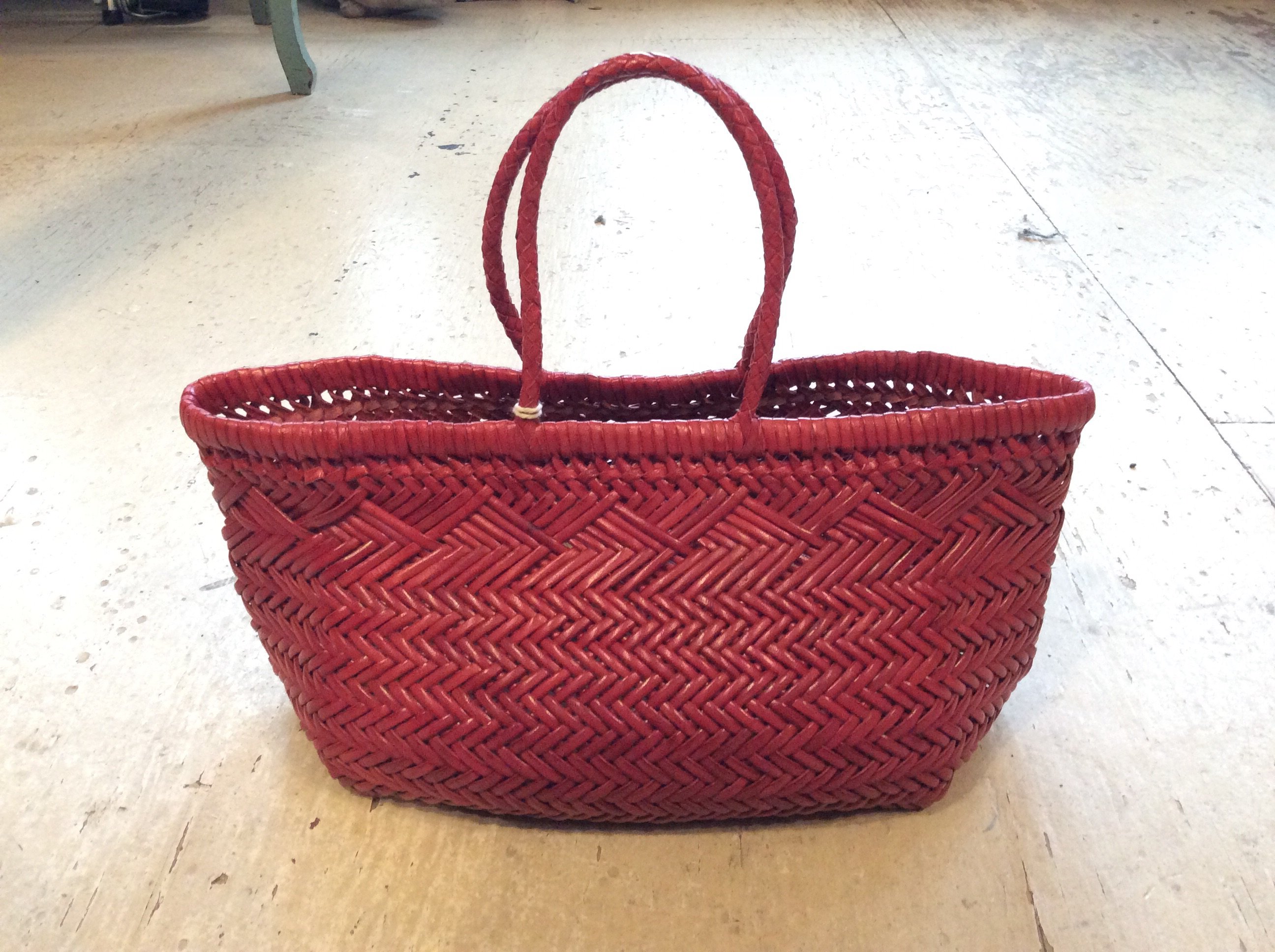 Dragon Diffusion Small Triple Jump with 6 Line Border - Red | Garmentory