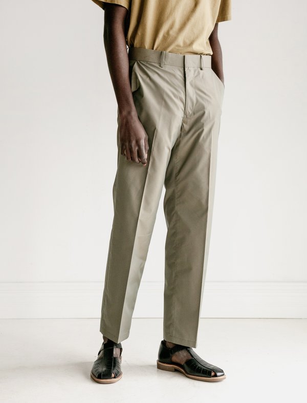 Auralee Finx Polyester Slacks - Olive Chambray | Garmentory