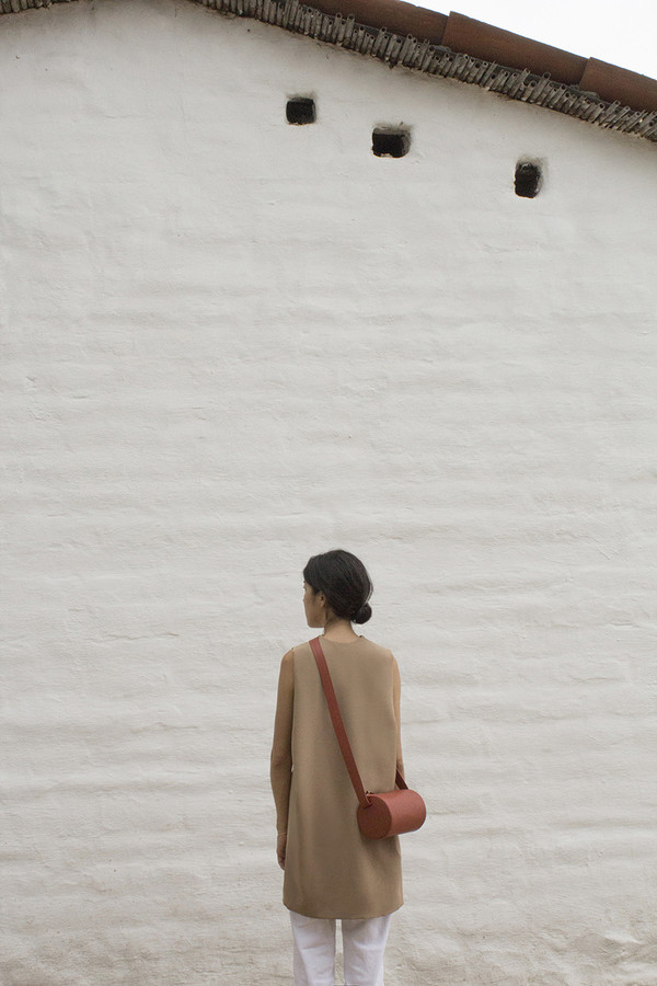 Building Block Cylinder Sling - Brick | Garmentory