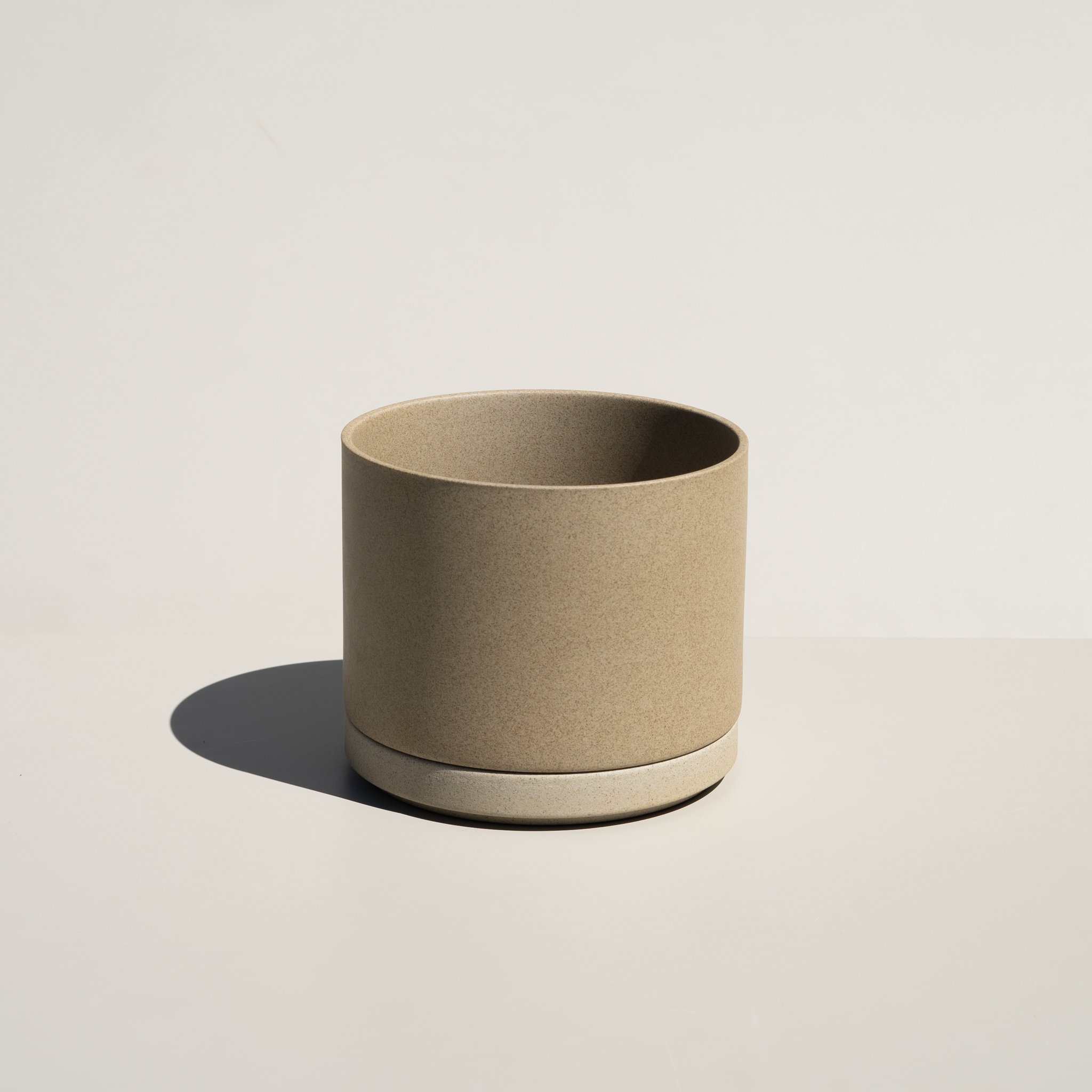 Hasami Porcelain Planter & Saucer - Natural | Garmentory