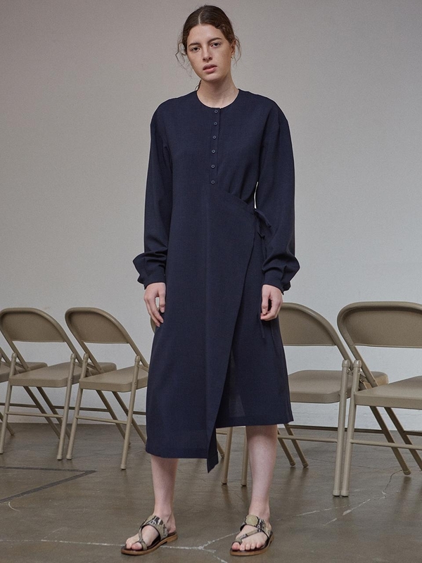 Low Classic Wrap Dress - Navy | Garmentory