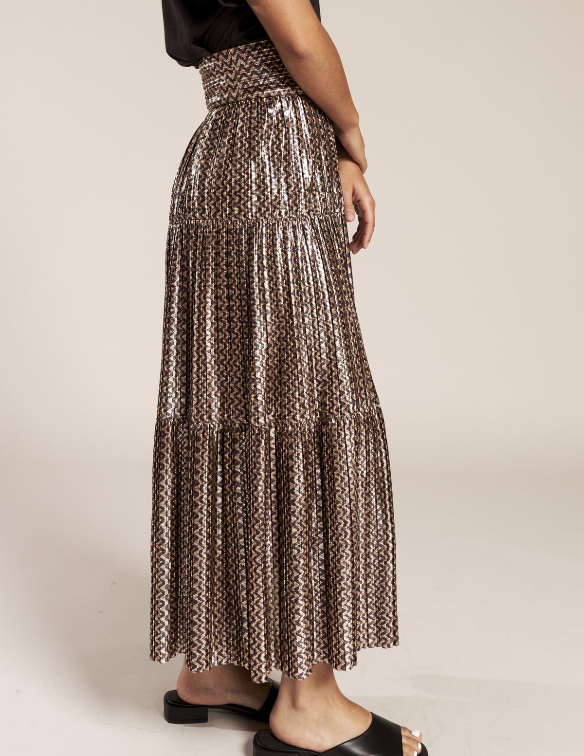 Bash Paris Poly Skirt - Gold | Garmentory