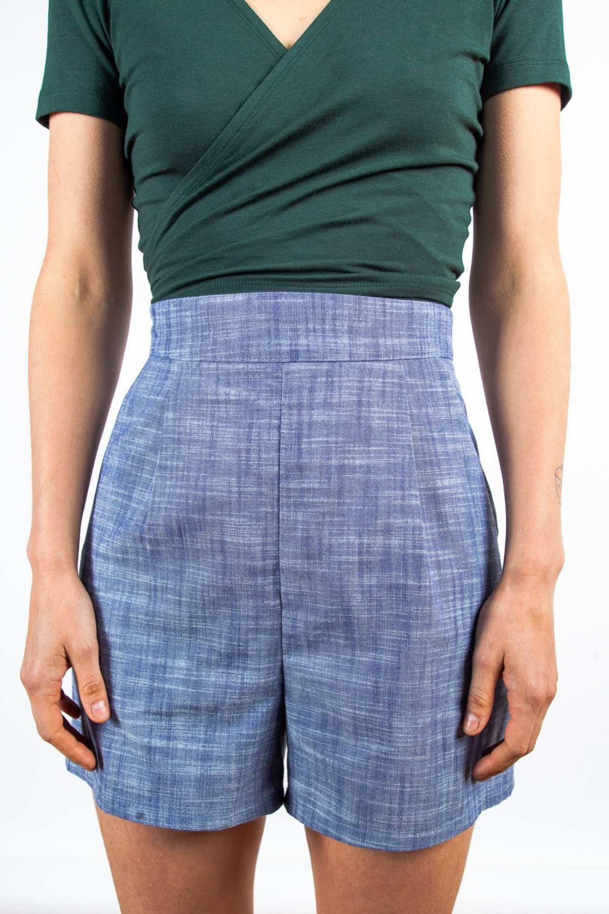 Birds of North America Umbrellabird Shorts - Blue | Garmentory