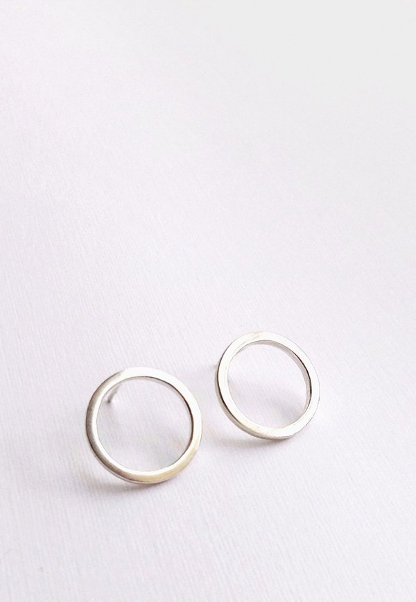 Jane Eppstein Small Loop Earrings - sterling silver | Garmentory