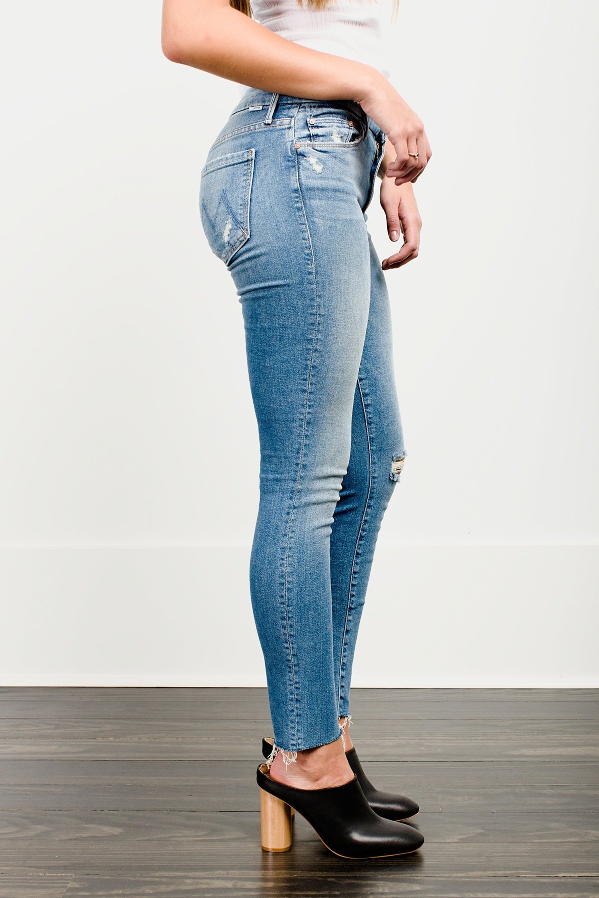 Mother Denim The Looker Ankle Fray - Love Gun | Garmentory