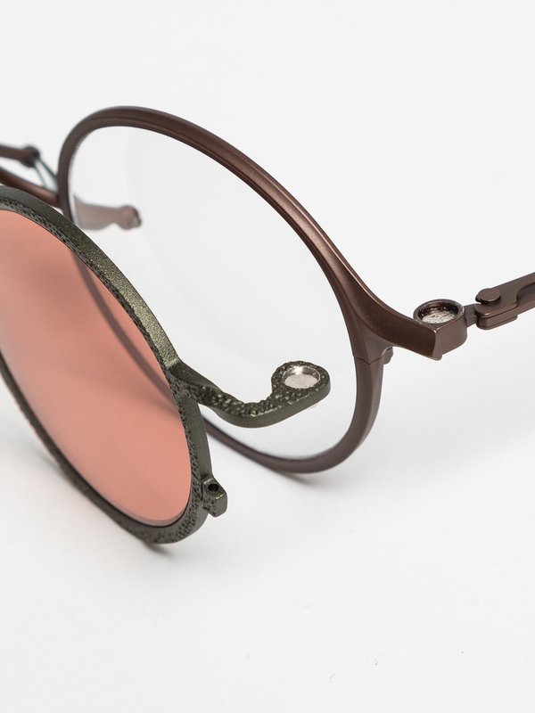 The Viridi-Anne Rigards Round Tinted Glasses - Silver | Garmentory