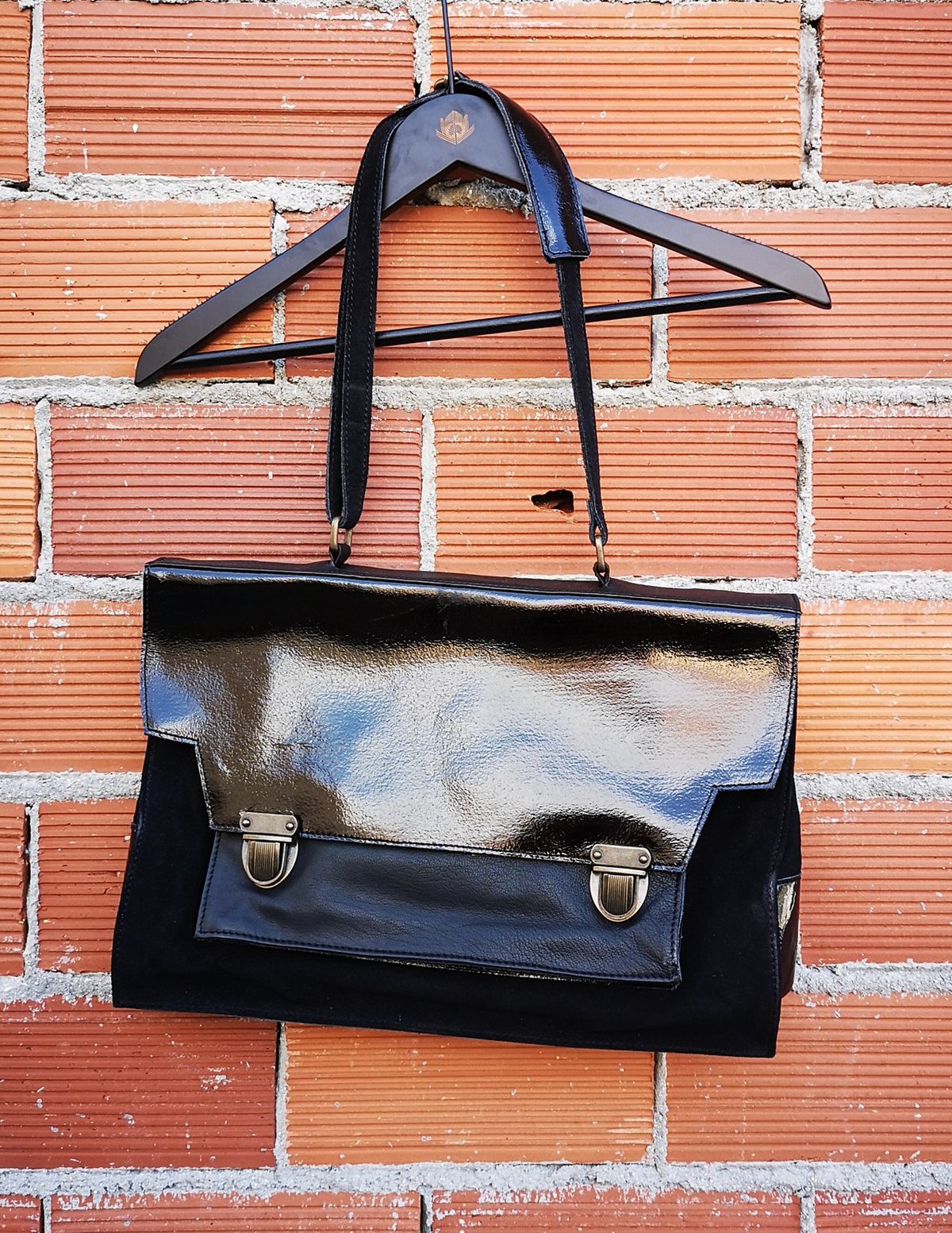 Berenik COW LEATHER BRIEFCASE - black | Garmentory