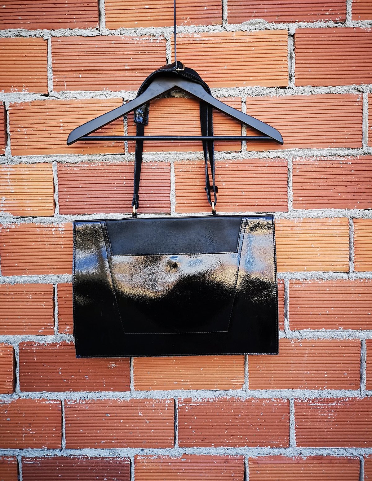 Berenik COW LEATHER BRIEFCASE - black | Garmentory
