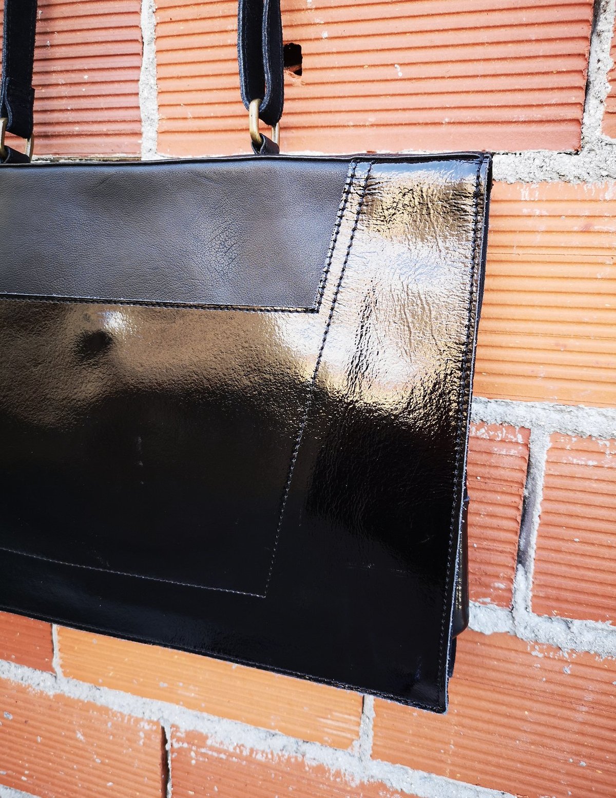 Berenik COW LEATHER BRIEFCASE - black | Garmentory