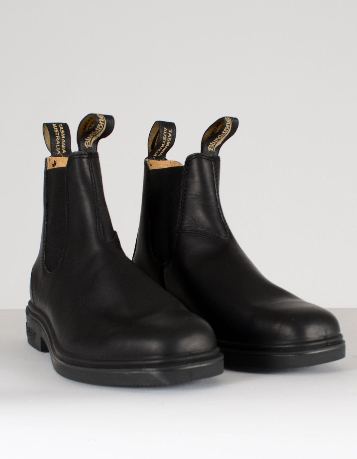 Blundstone Men's 068 Chisel Toe Boots Black | Garmentory