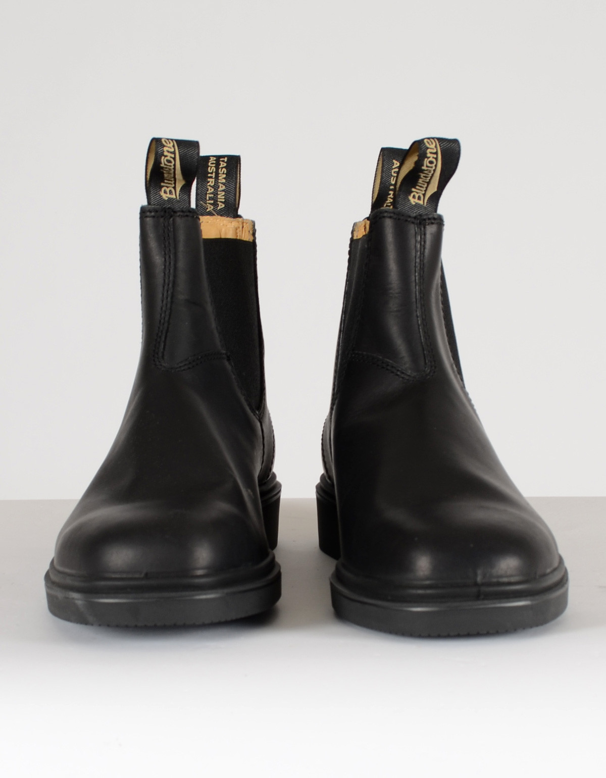 Blundstone Men's 068 Chisel Toe Boots Black | Garmentory