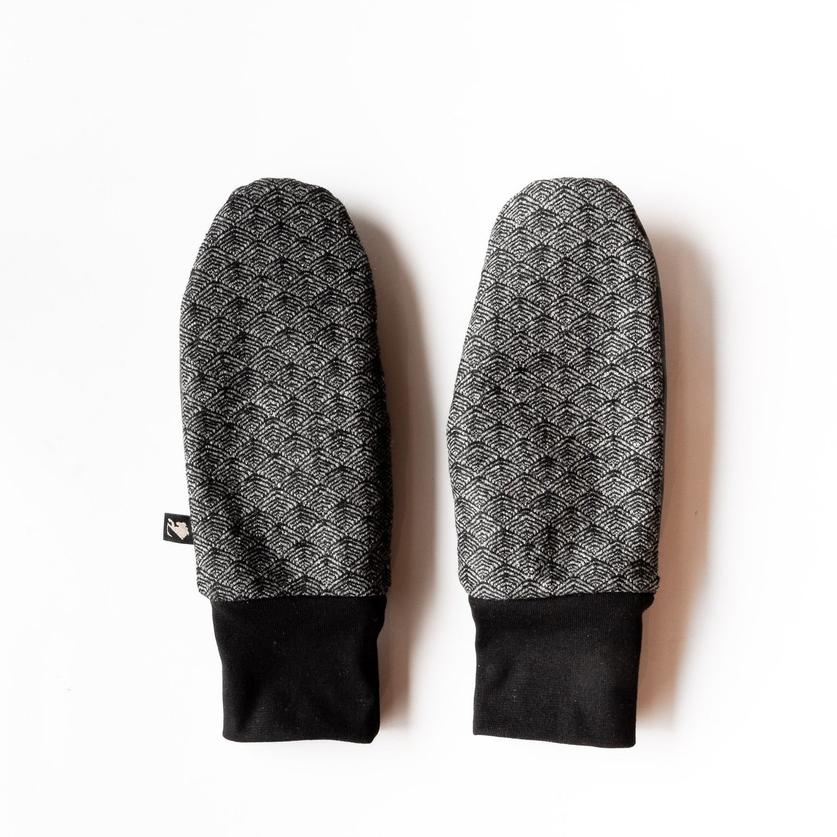 Kazak Leather & Knit Mittens - Japanese Mountain Pattern | Garmentory