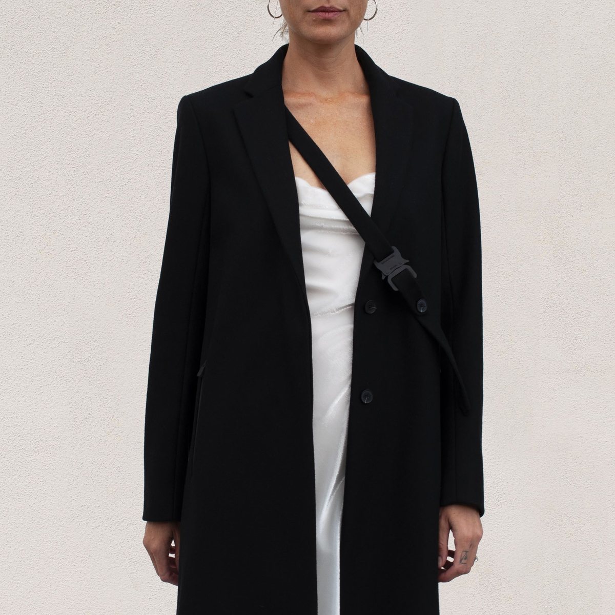 1017 ALYX 9SM Classic Buckle Coat - Black | Garmentory