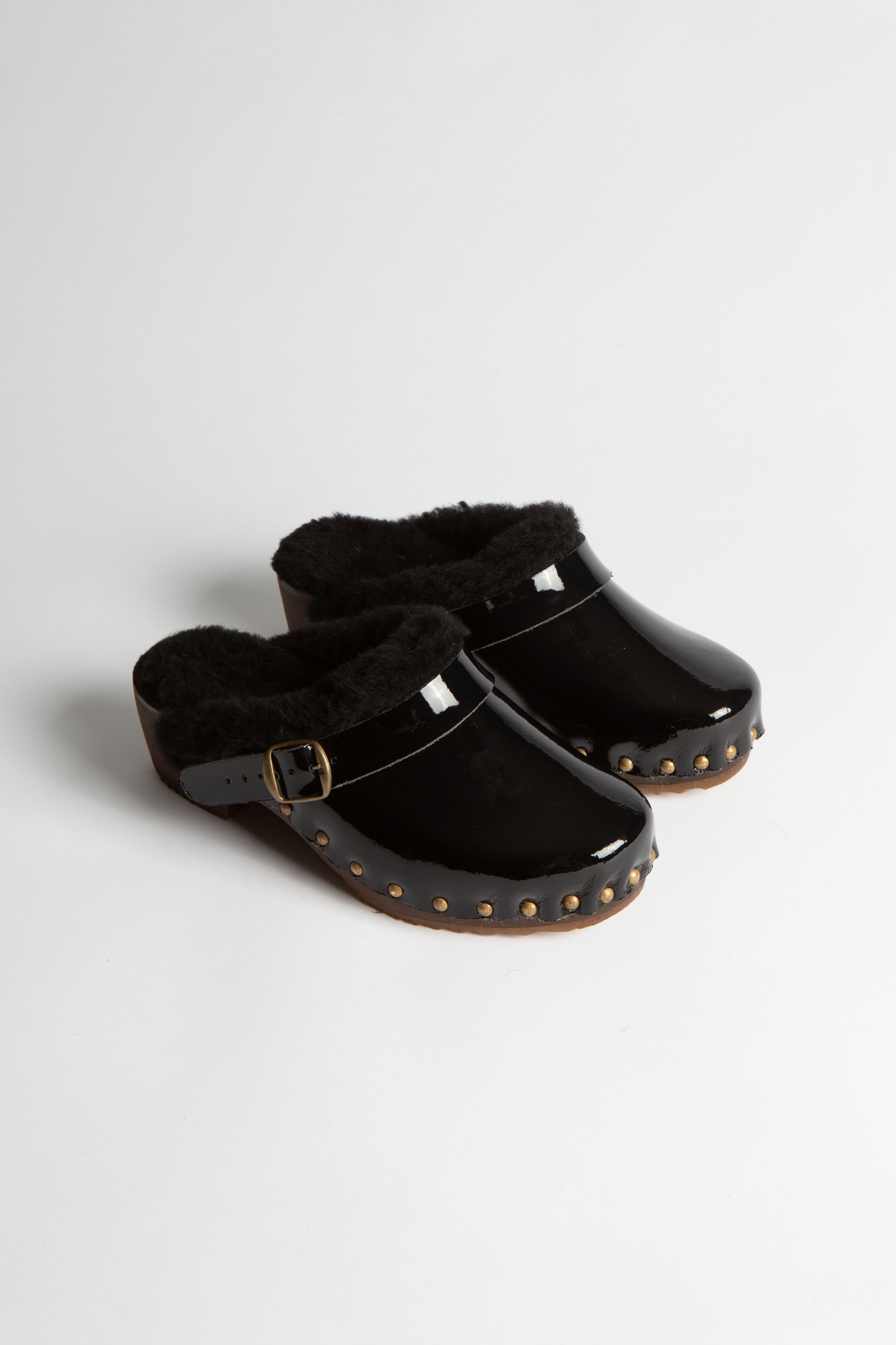 Bosabo Sheepskin Lined Patent Leather Clog - Black | Garmentory