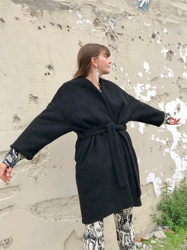 Priory Woobie Robe - black sherpa | Garmentory
