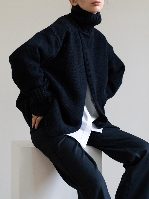 MOIA Open Turtleneck Knitwear - Dark Navy | Garmentory