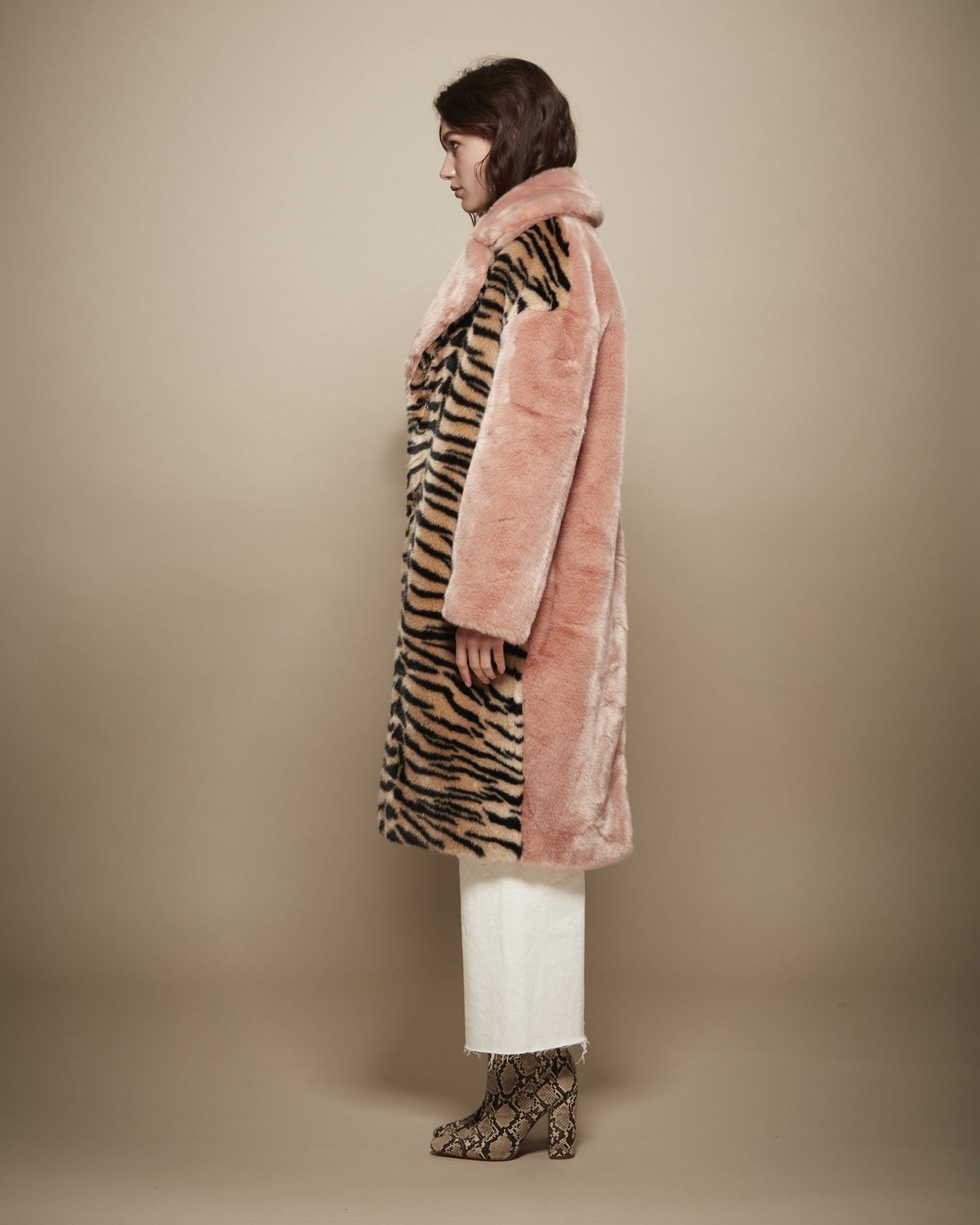 Jakke Kelly Faux Fur Coat - Tiger/Pink | Garmentory