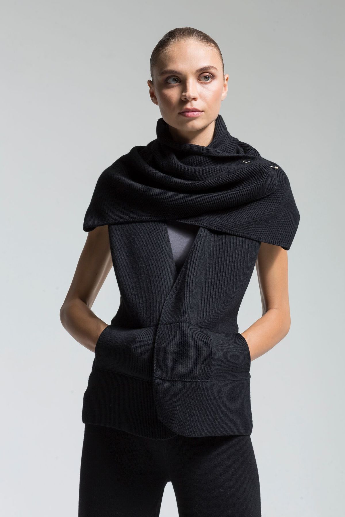 NFP Convertible Shawl / Vest - Black | Garmentory