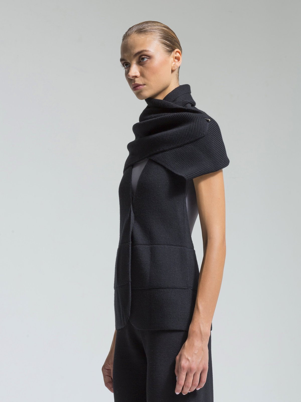 NFP Convertible Shawl / Vest - Black | Garmentory